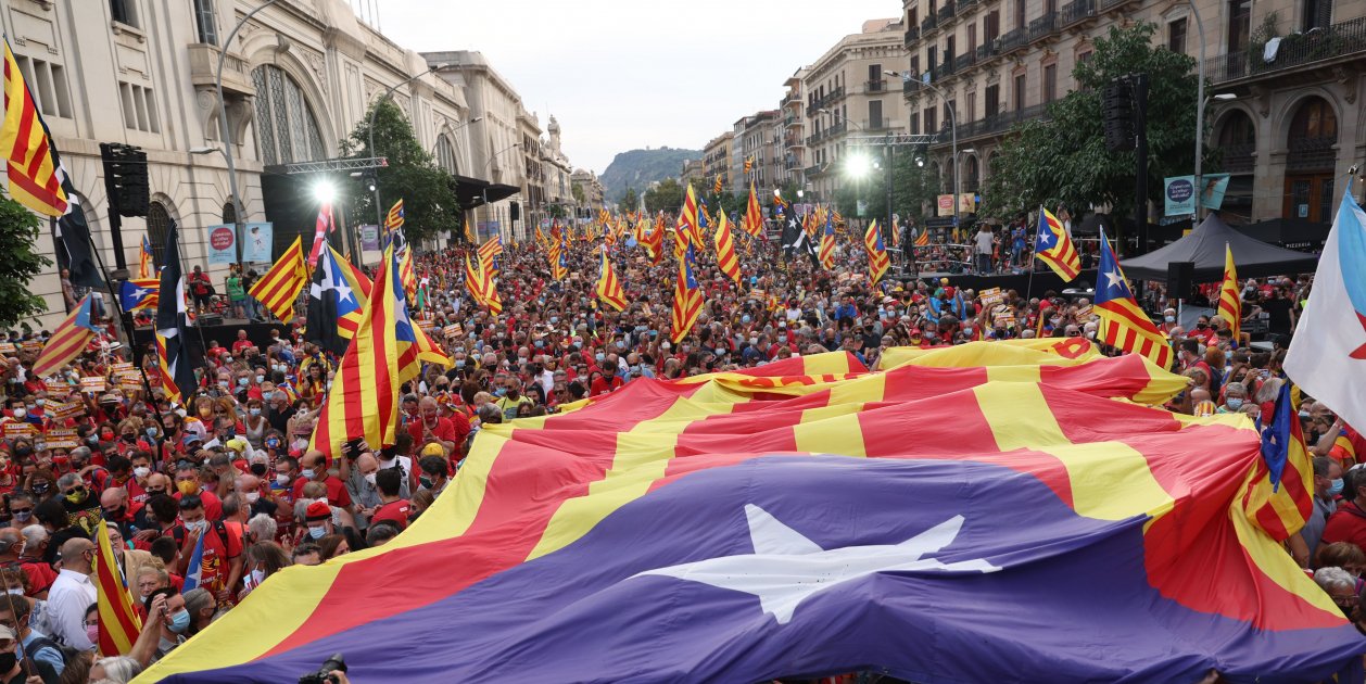 Independence movement once again fills Barcelona for the 'Diada ...