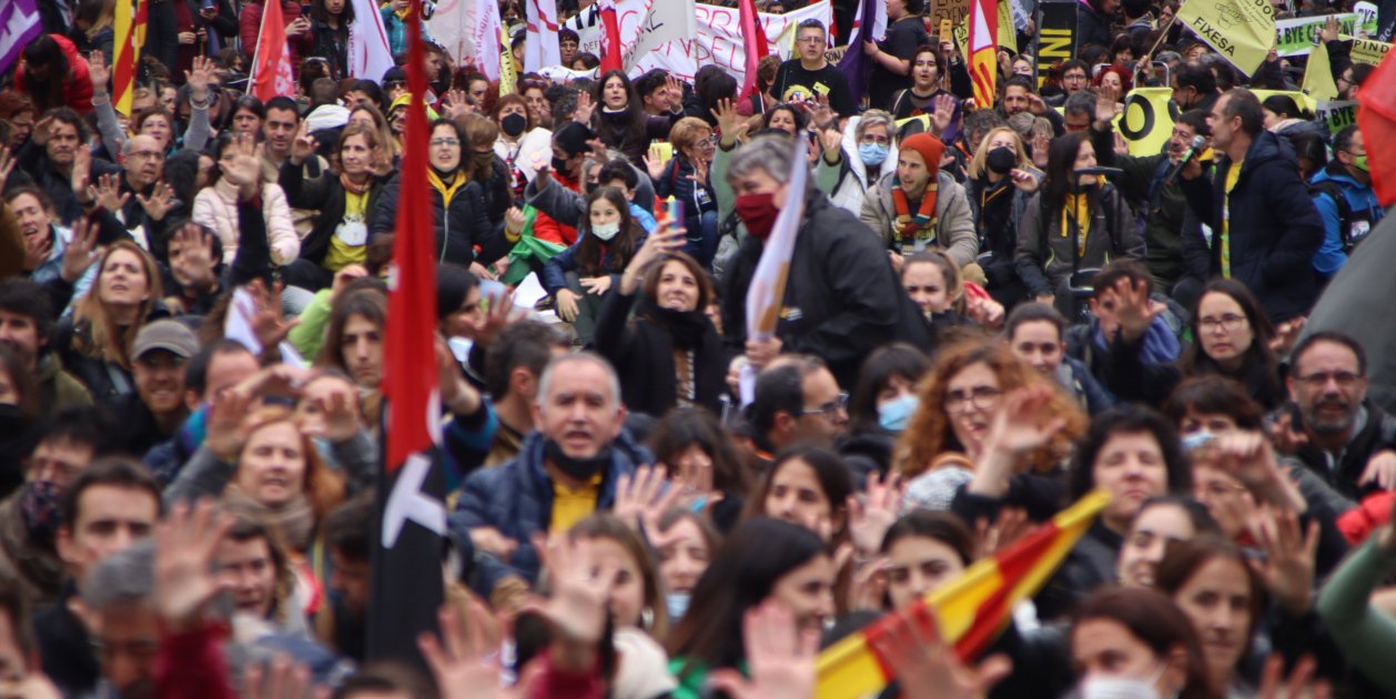 Catalonia's week of strikes begins: health, schools and taxis hit by ...