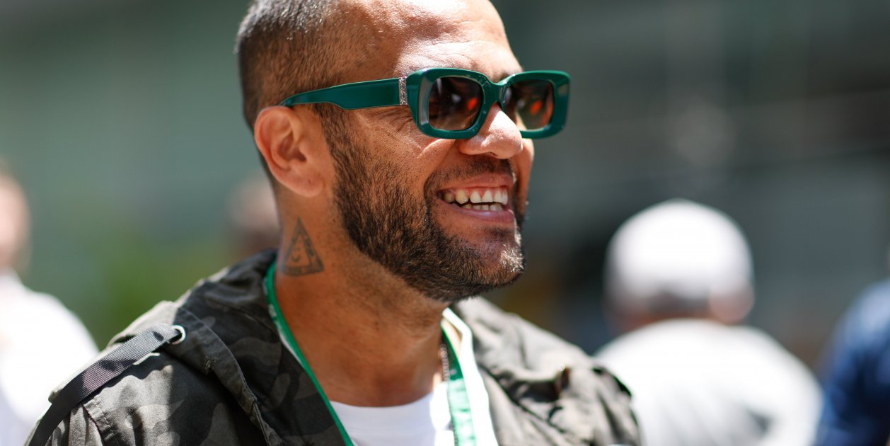 Dani Alves jailed without bail: the footballer, accused of sexual ...