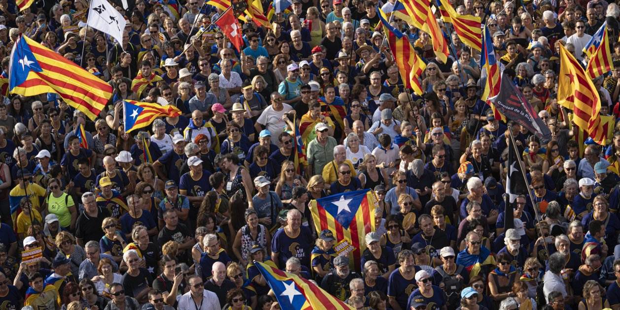 The sense of identity in Catalonia's society: first Catalan, and then ...