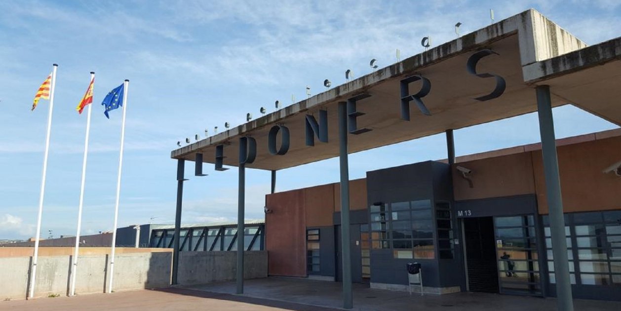 First day of hunger strike for Forn and Rull