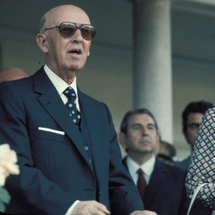 Los Franco, en la cama: la patética vida sexual del dictador, trauma de ...