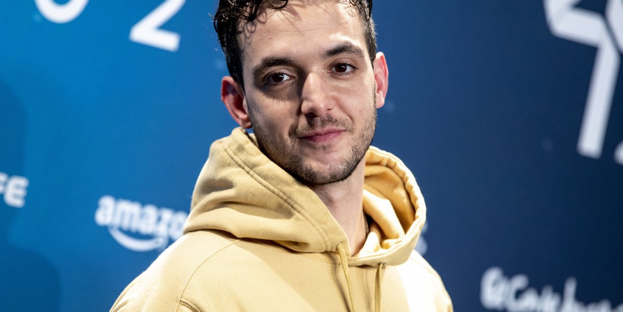 La colección de ropa que ha sacado C. Tangana con Inditex y que triunfa ...