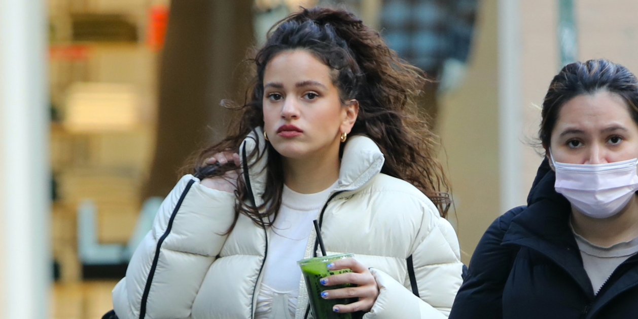 La foto atrevida de Rosalia amb un bikini que s'exhaurirà: esplèndida a ...