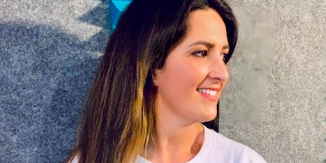 Inesperado cambio radical de Laura Fa. Pelo corto y diferente color ...