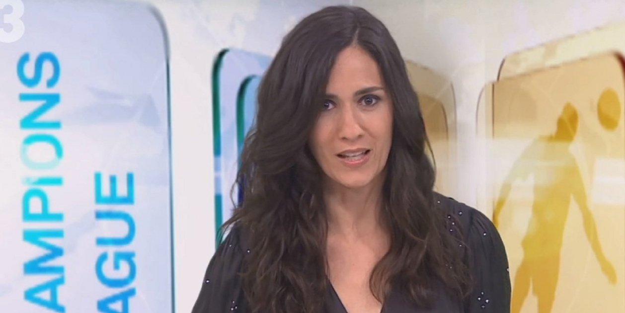 Maria Fernández Vidal de TV3, guapísima descansando en una playa catalana