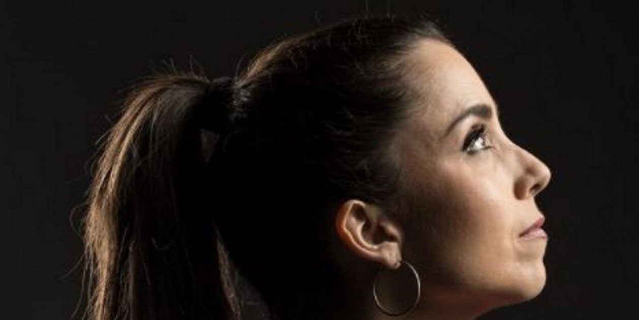 La foto de Laura Rosel con una mujer refugiada y su bebé que divide ...