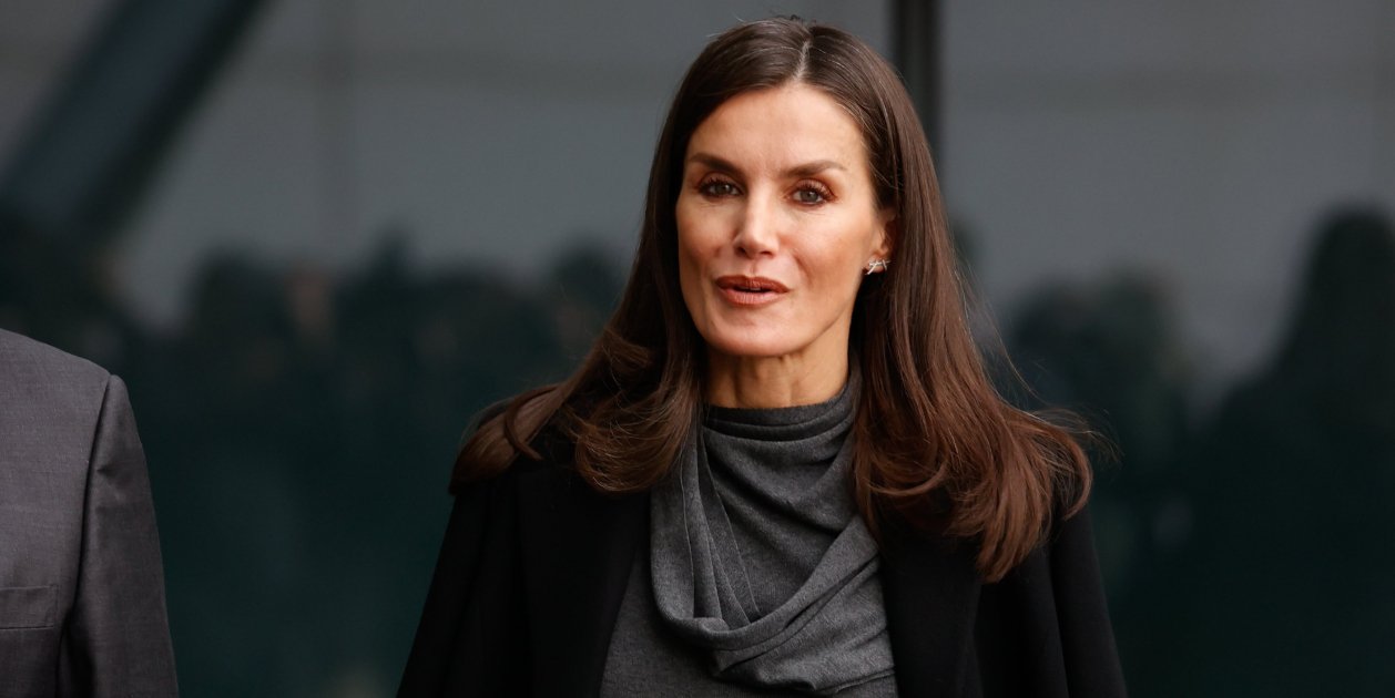 Letícia té enveja d'Elionor: cinturó per sobre el melic als 54 anys ...