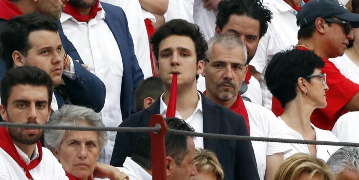 Froilán, look rarísimo: foto con patillas raras y rapado al 1 emulando ...