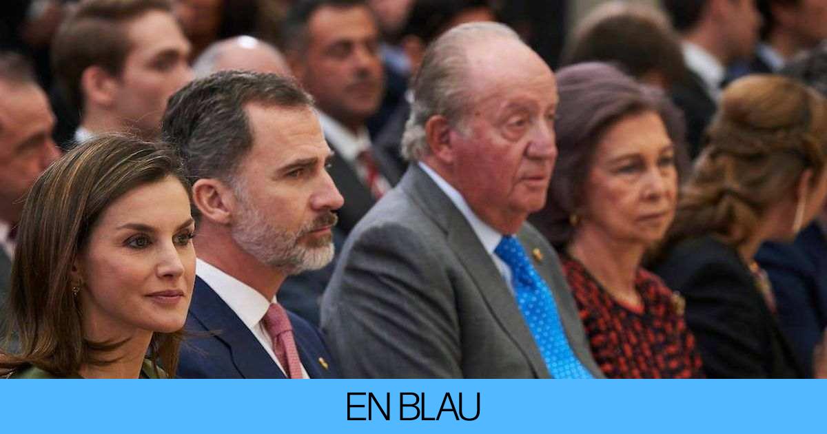 Joan Carles I lliurava feixos de diners a Letícia per anar de compres ...