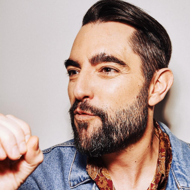 Dani Mateo ironitza amb un 'Fachaventura' i encén les ires: "Imbécil ...