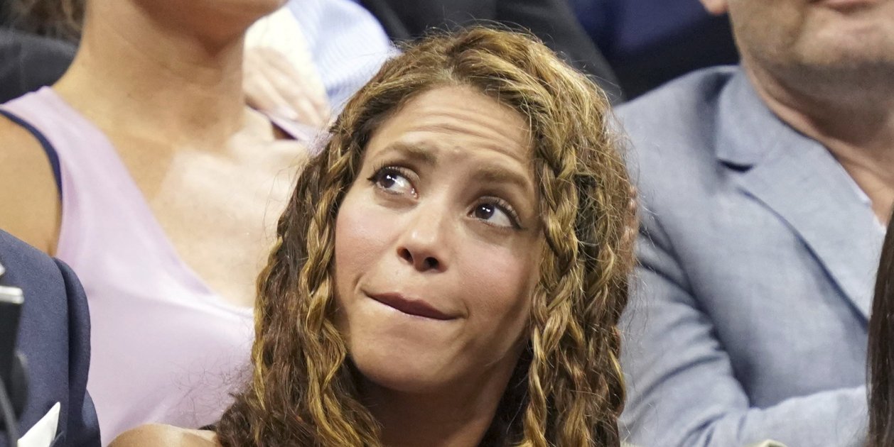 Shakira llueix morros nous en una foto terrorífica: bòtox o mal maquillada?