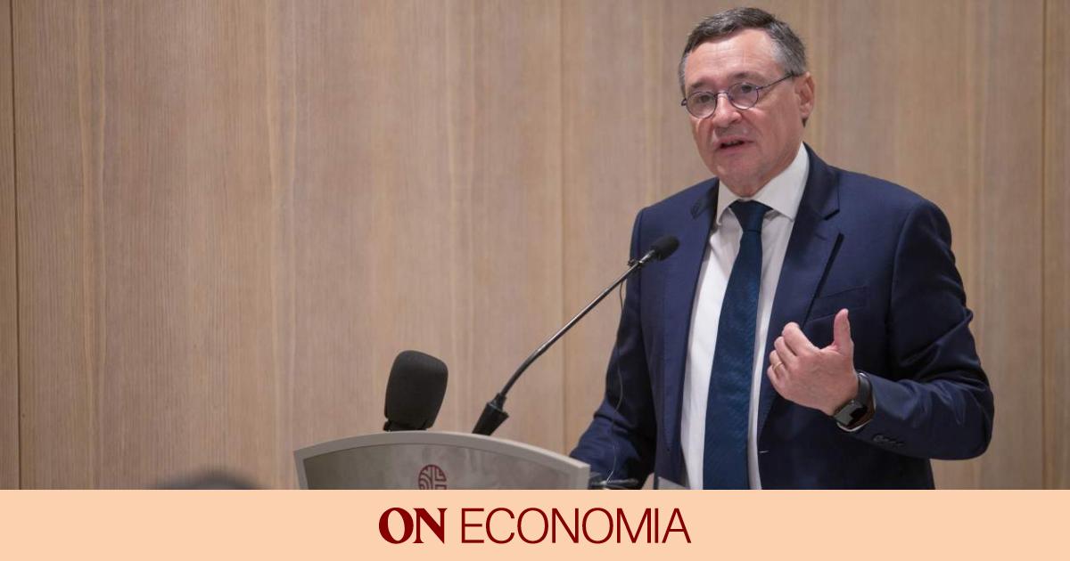 Àngel Simón dimite de la presidencia de Aigües de Barcelona para ...