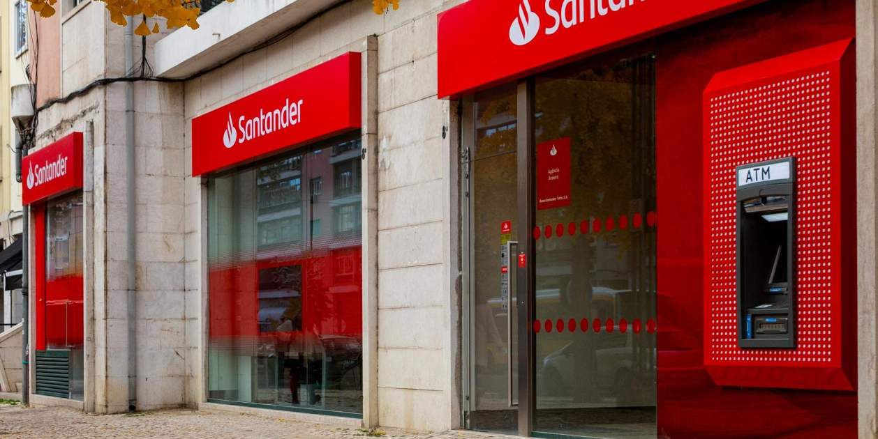 El Santander redueix la seva presència física: 100 tancaments aquest ...