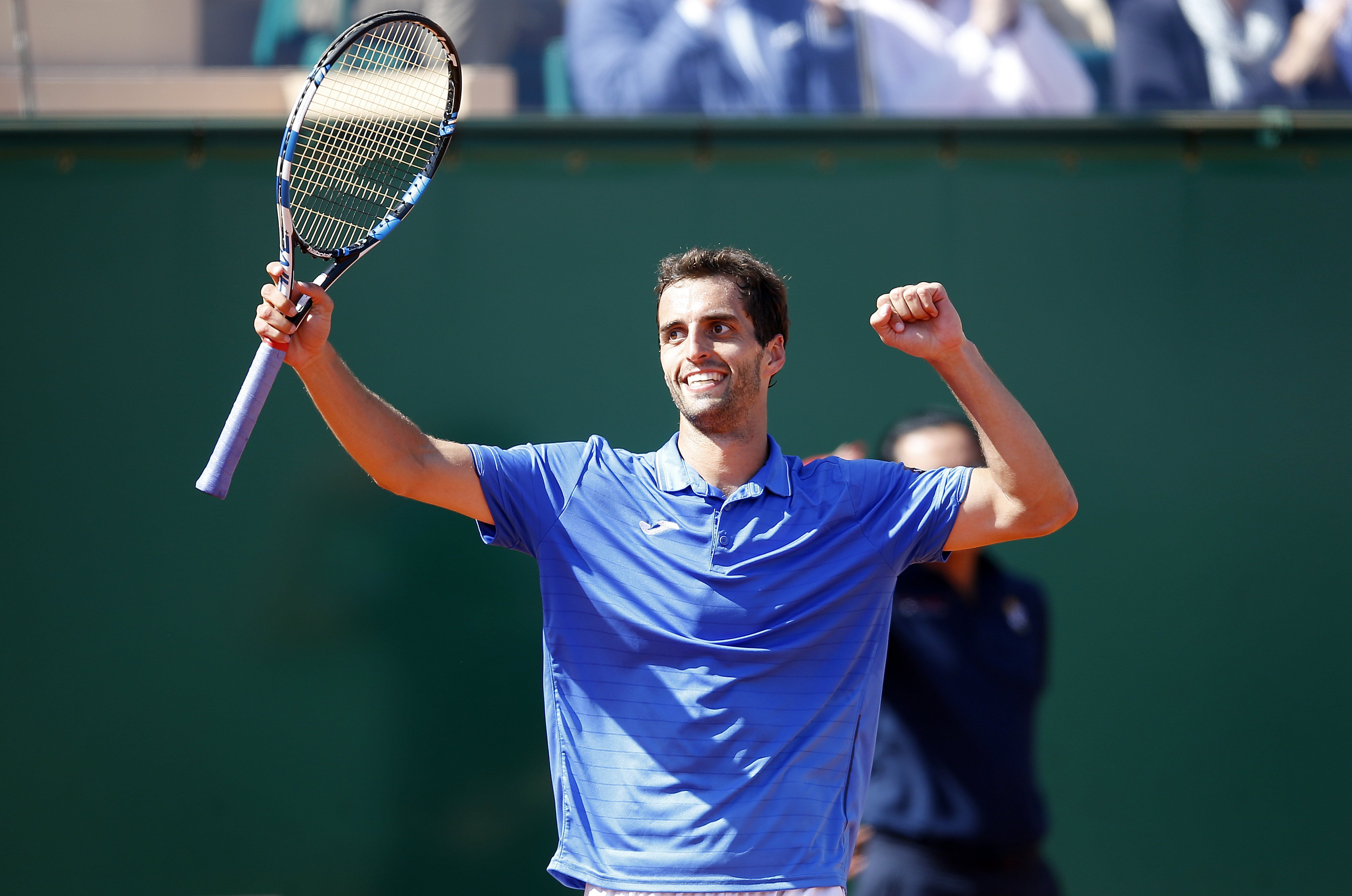 El catalán Albert Ramos sigue sin perder un set en Roland Garros