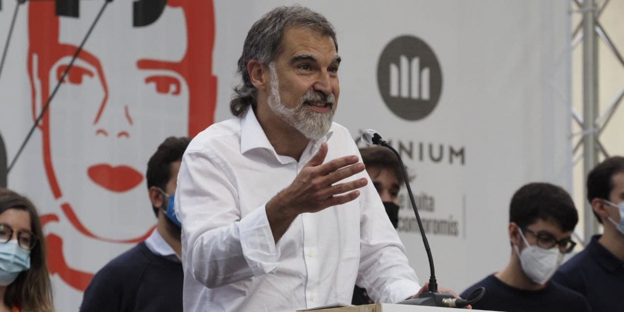 Òmnium crea la Escuela Guillem Agulló para empoderar a la sociedad ante ...