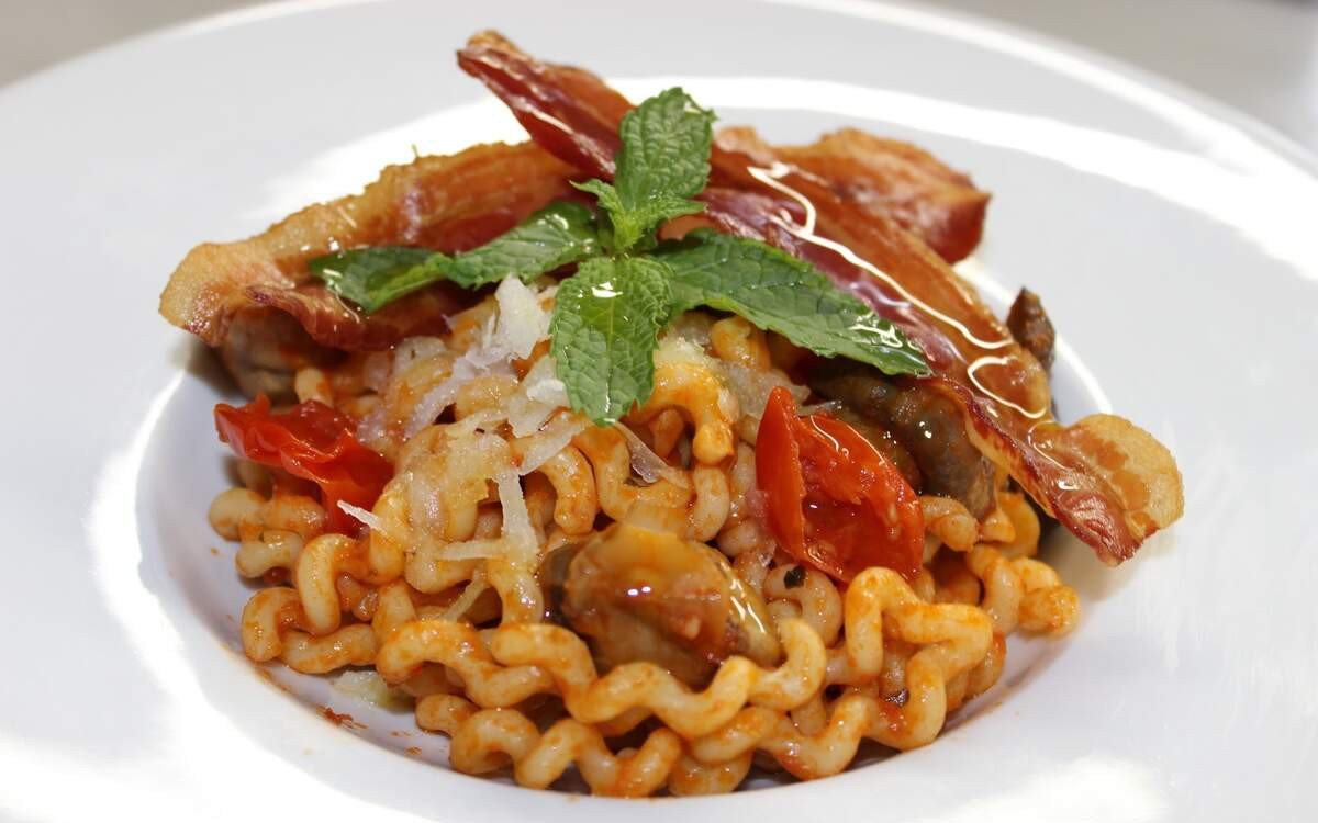 Fusilli Lunghi con champiñones | Recetas de La Gourmeteria