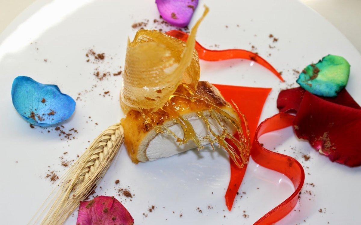 Brazo con velo de rosa | Recetas de La Gourmeteria