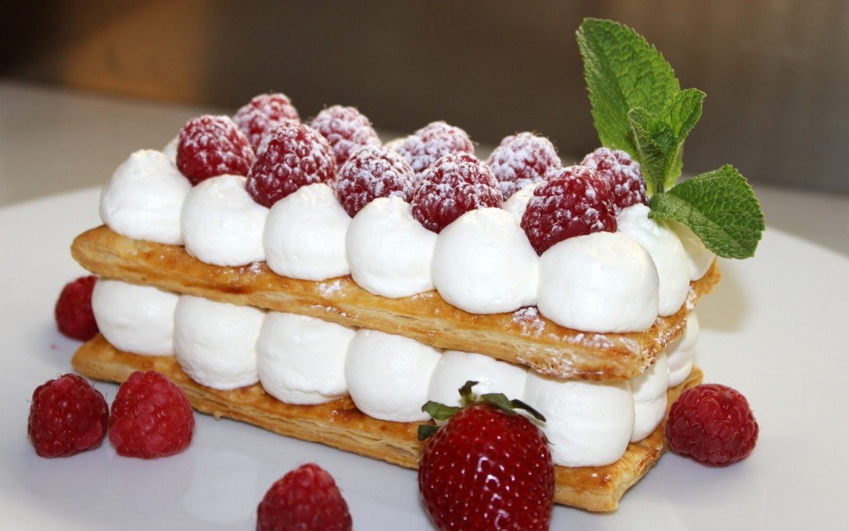 Milhojas de nata | Recetas de La Gourmeteria