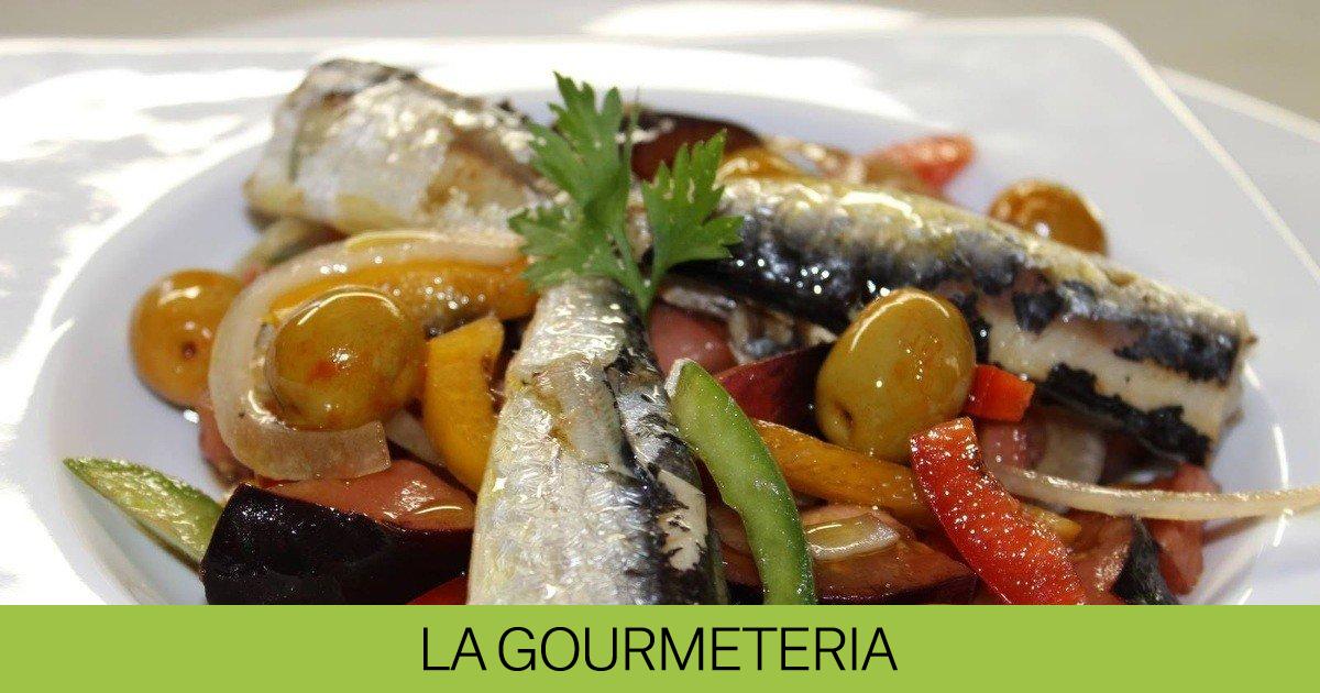Amanida de tomàquet blau i sardines | Receptes de La Gourmeteria
