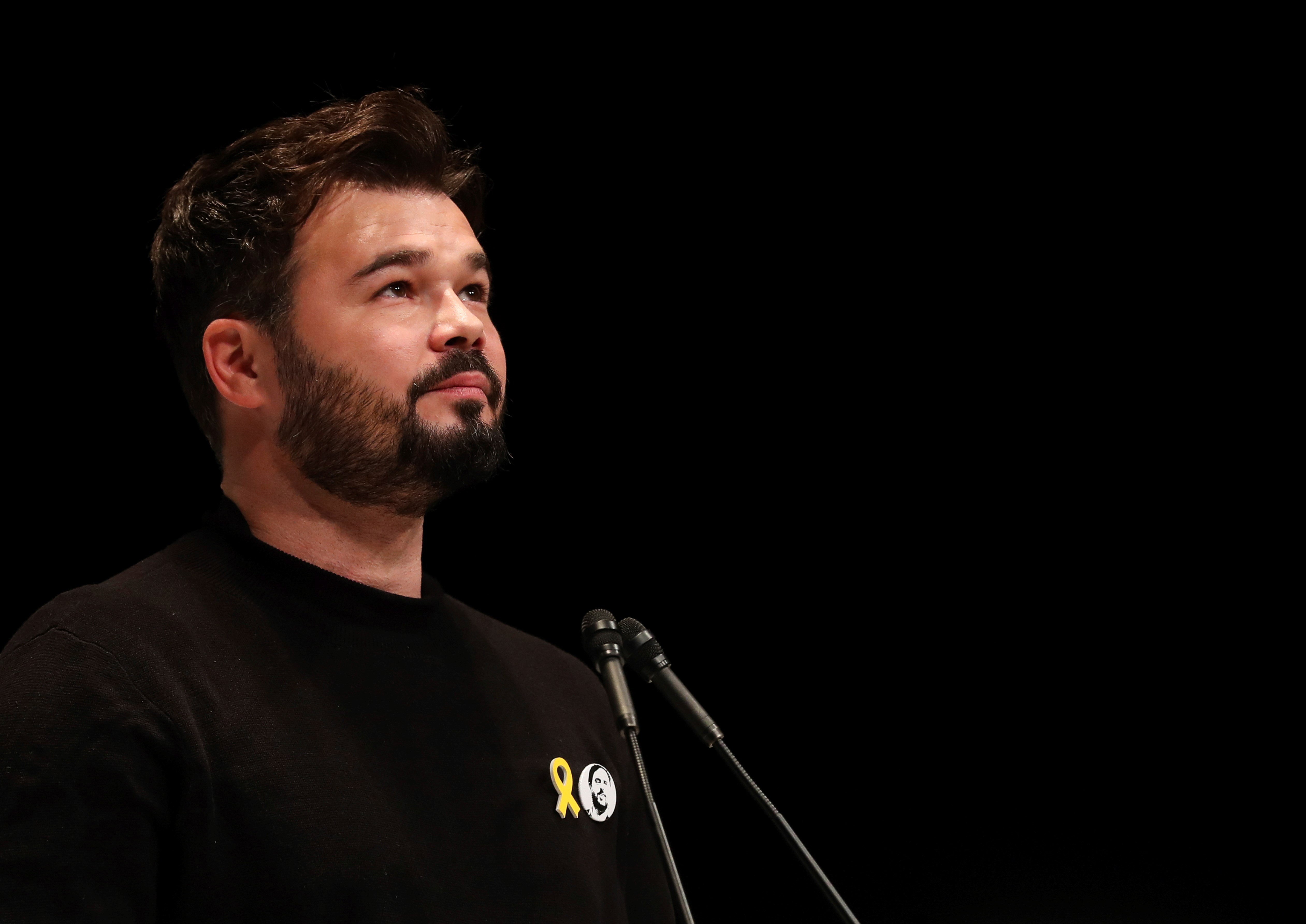 Rufián critica que el Rey hable de derechos y libertades mientras hay ...