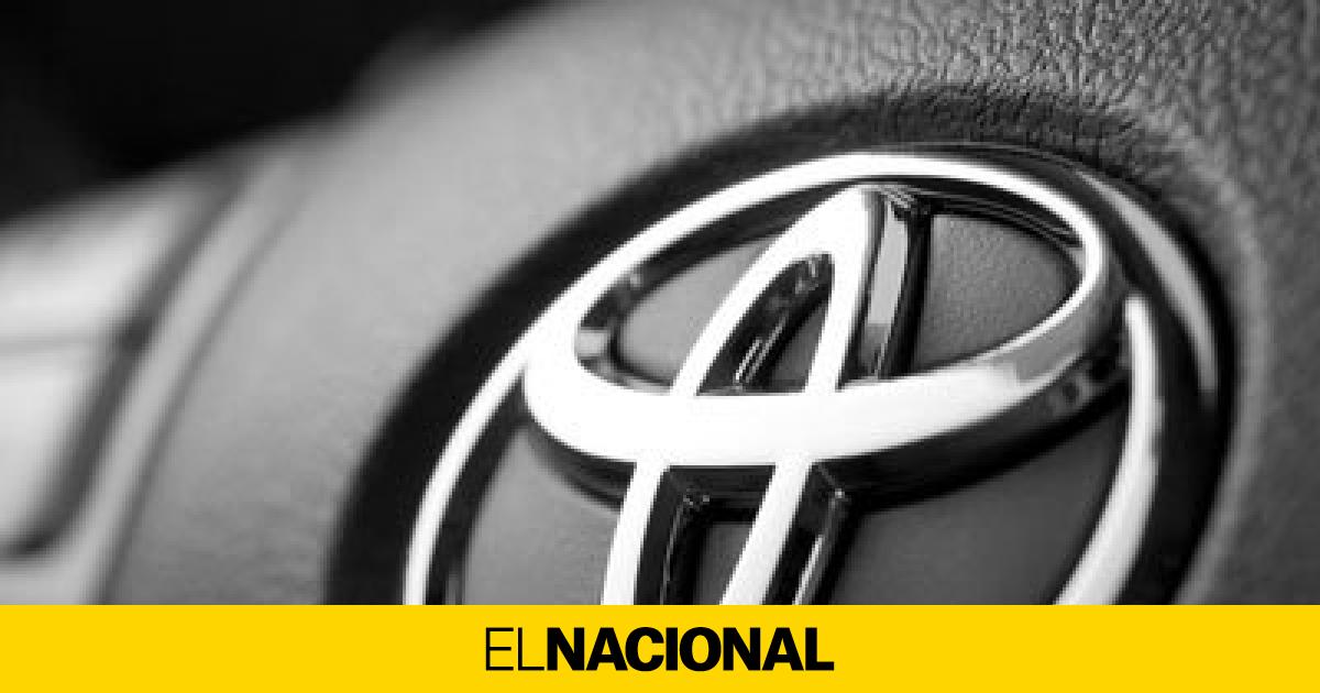 Toyota col·loca un únic model a Coche de l'Any 2025 amb Renault com a ...