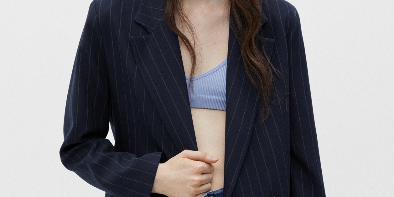 De las 4 nuevas blazers de Pull&Bear nos quedamos con la de raya diplomática