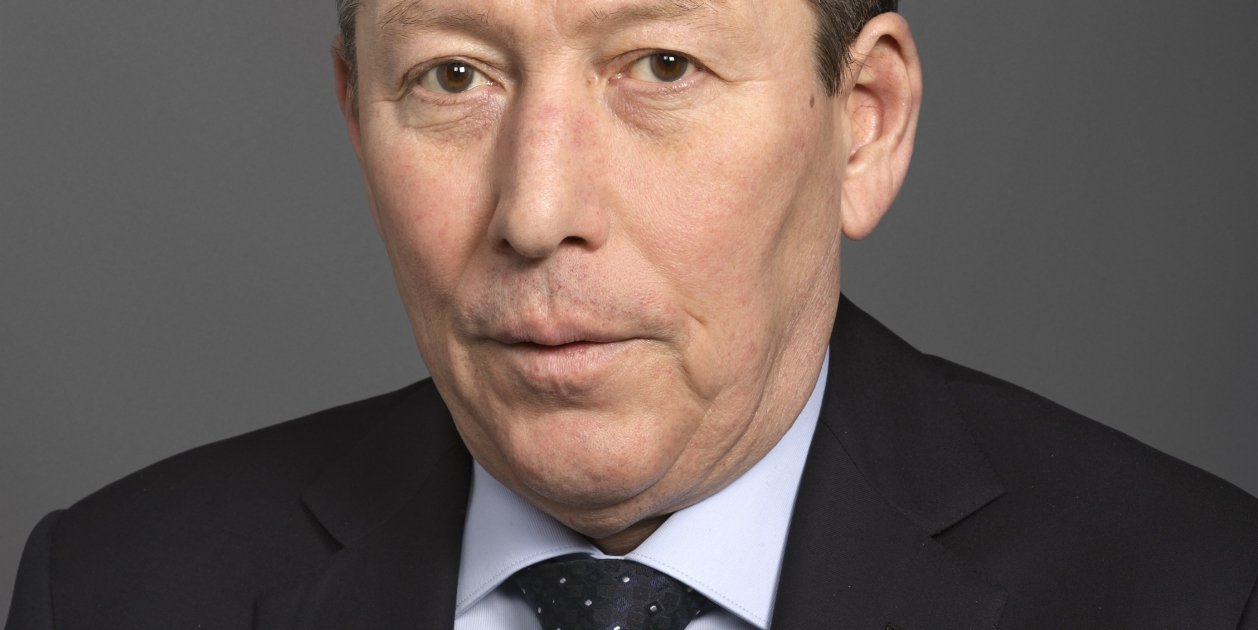 Extraña muerte del presidente de la petrolera rusa Lukoil: cae por la ...