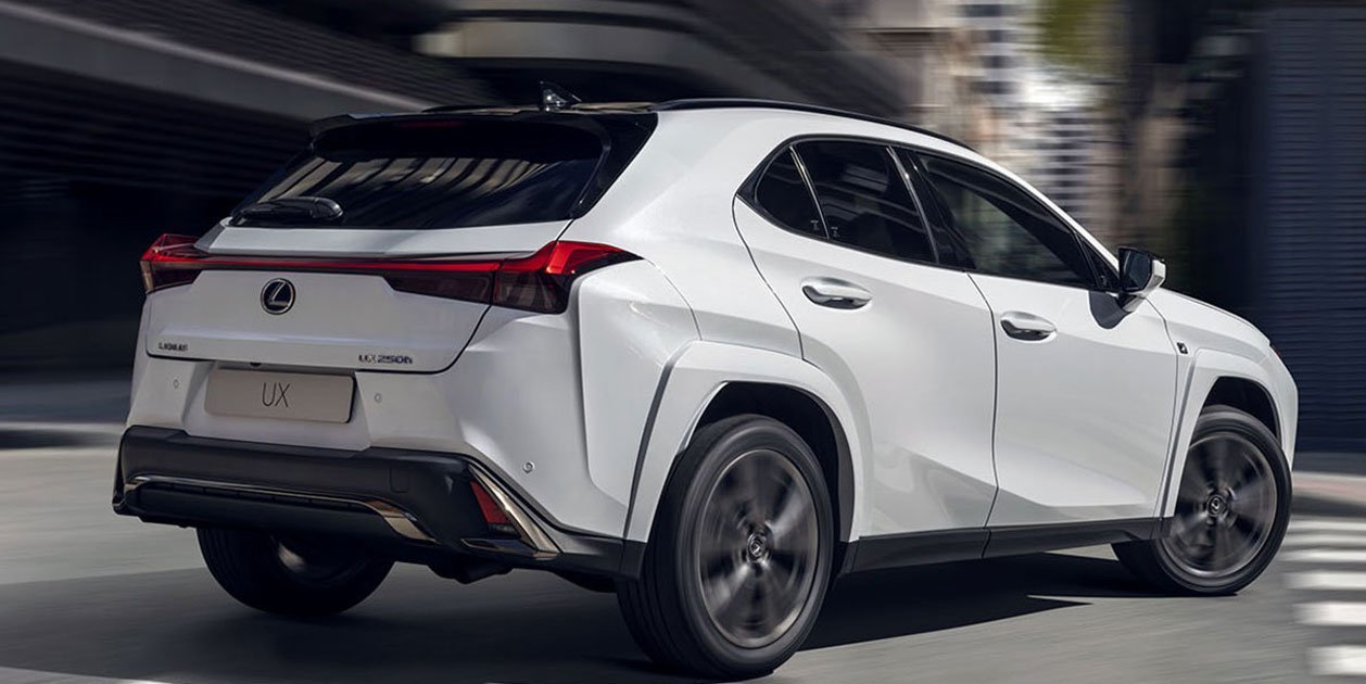 Lexus arranca 2023 con el SUV híbrido de moda a precio de derribo