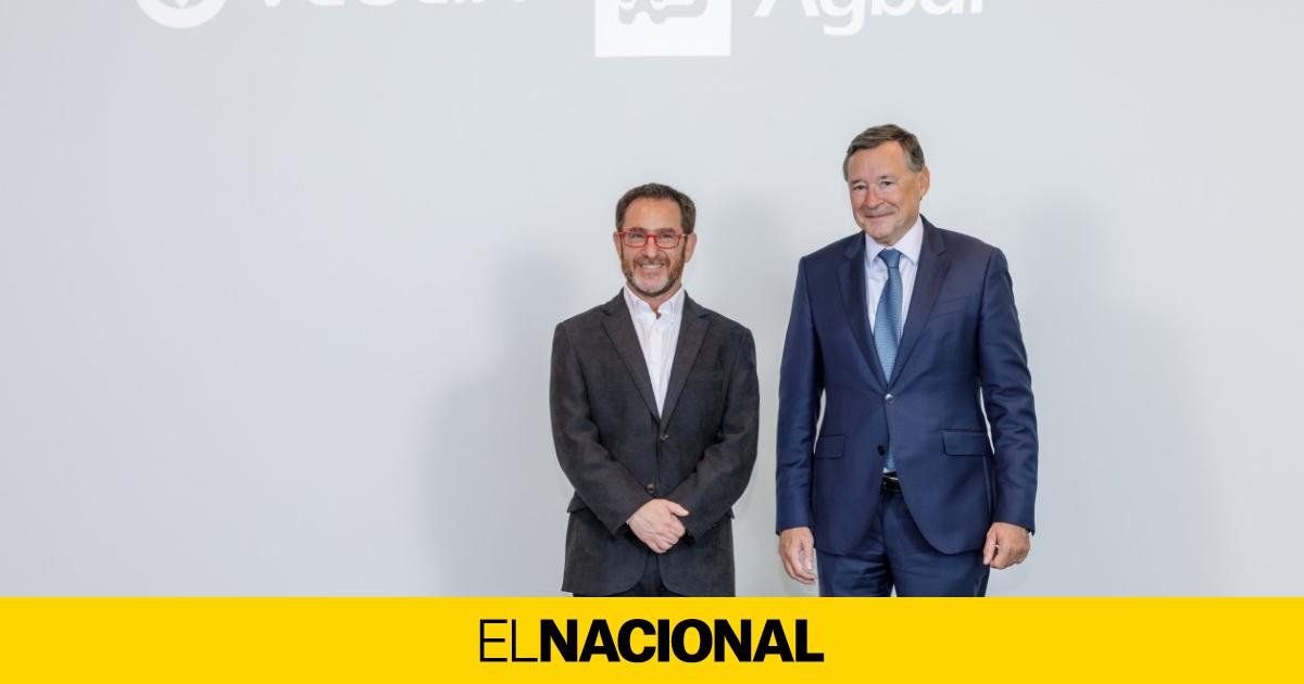 El ministro de Obras Públicas de Chile visita Aguas de Barcelona