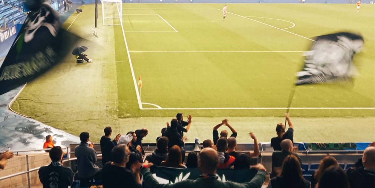 Cinco ultras de la UE Cornellà expulsados a 1.000 metros del estadio por agredir aficionados del ...