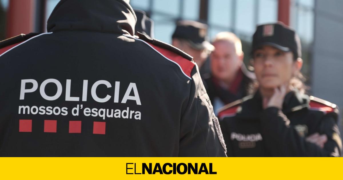 Los Mossos jubilan el uniforme de 1984 y se visten de futuro y policía ...