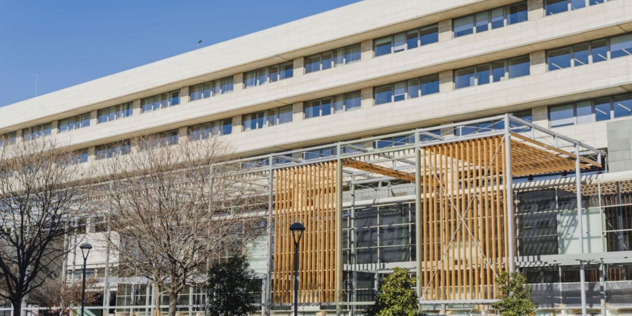 L'illa Diagonal de Barcelona avança en la seva reforma amb l'estructura ...