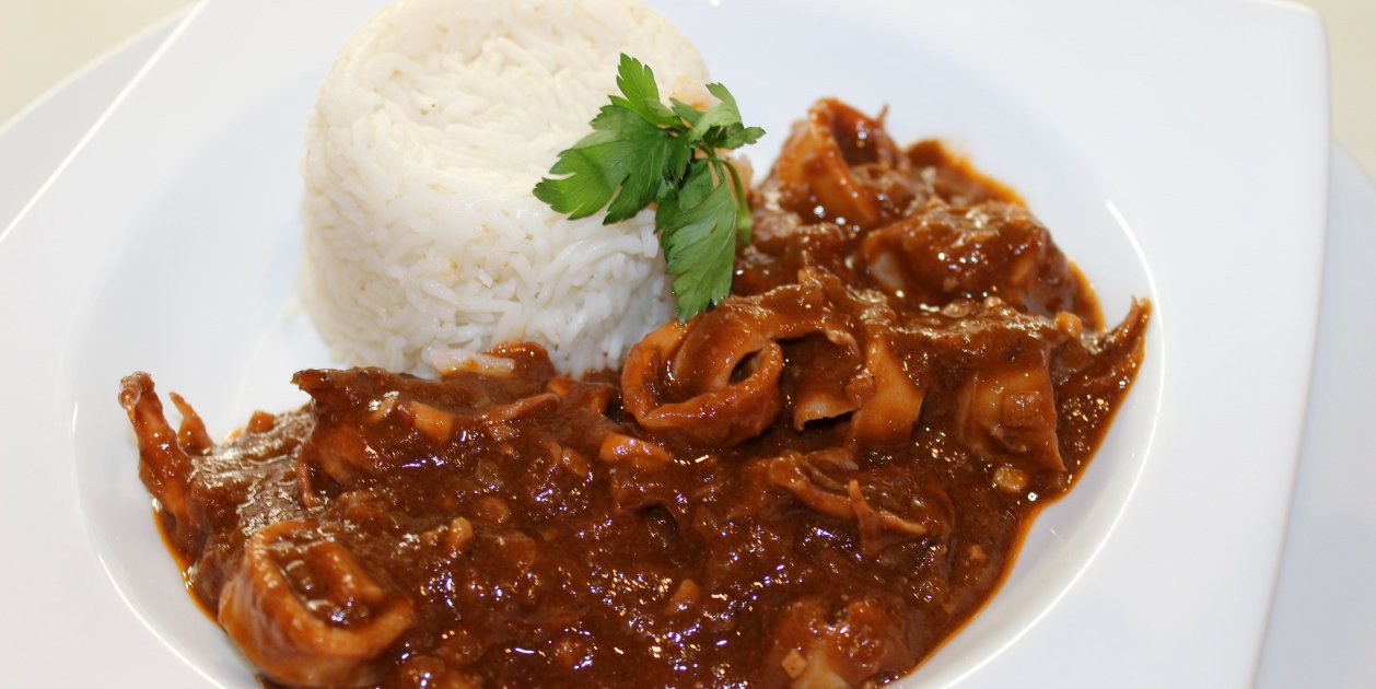 Calamares en salsa americana | Recetas de La Gourmeteria