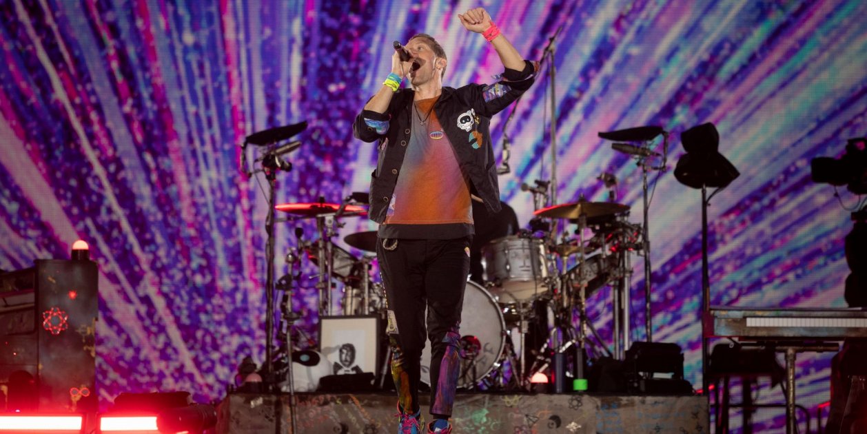 Coldplay al·lucina en mig del concert a Barcelona amb els castellers