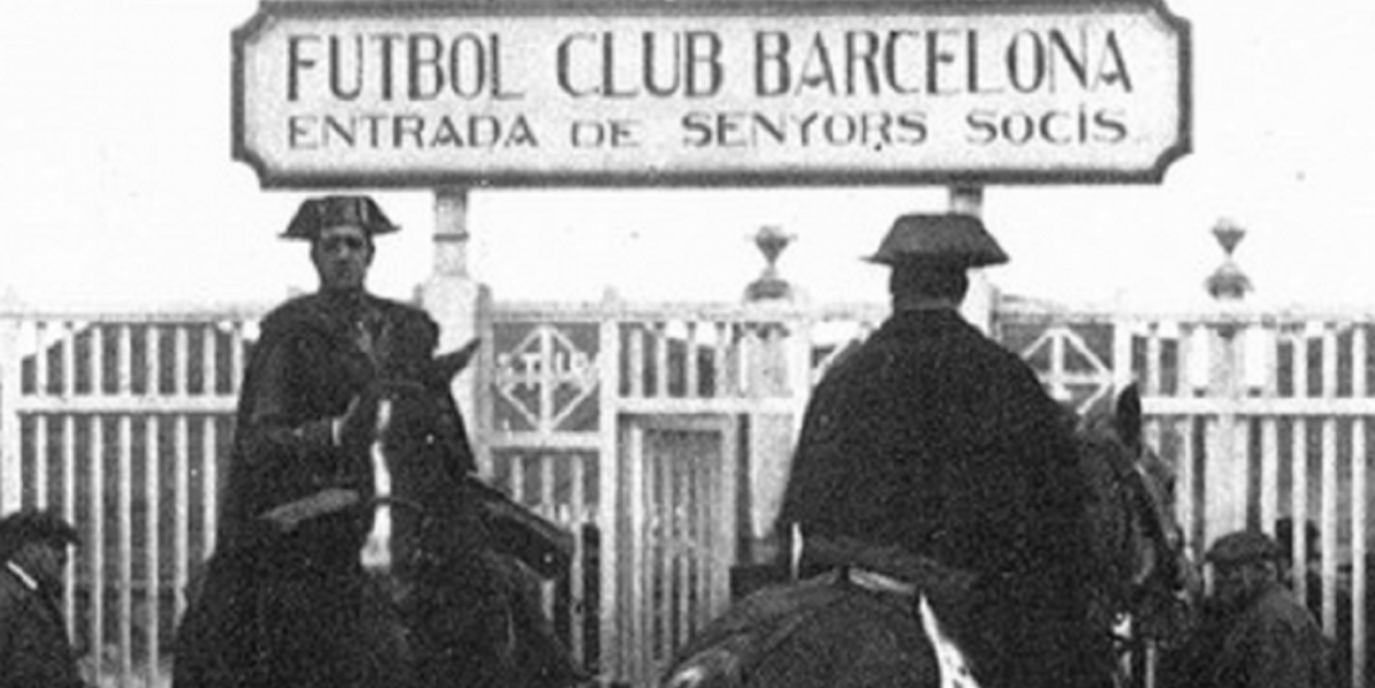 El campo de Les Corts, escenario de la primera gran pitada al himno español