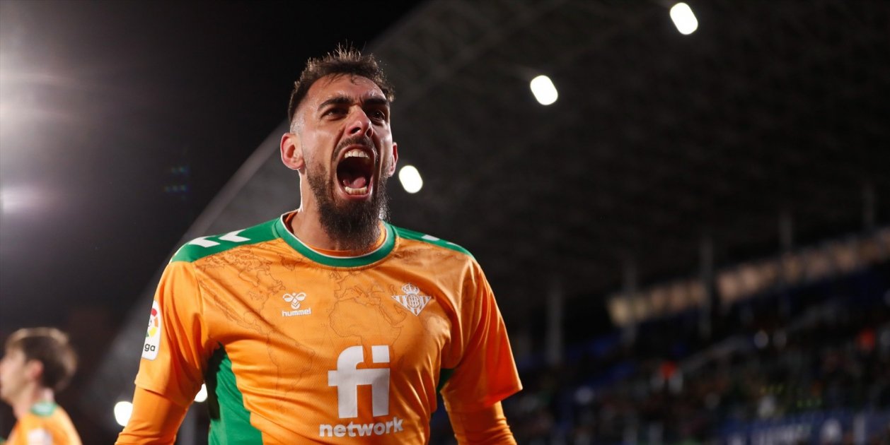 Impactante Campaña Del Futbolista Borja Iglesias En El Mes Del Orgullo