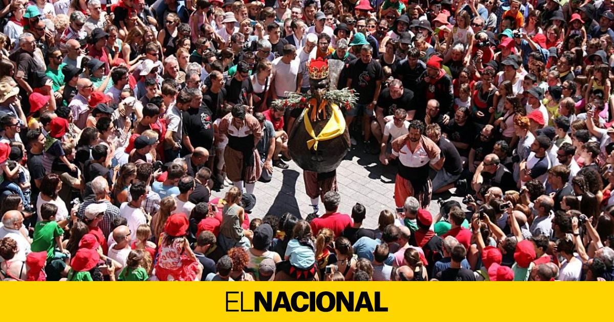 El Águila de la Patum de Berga se suma al color amarillo