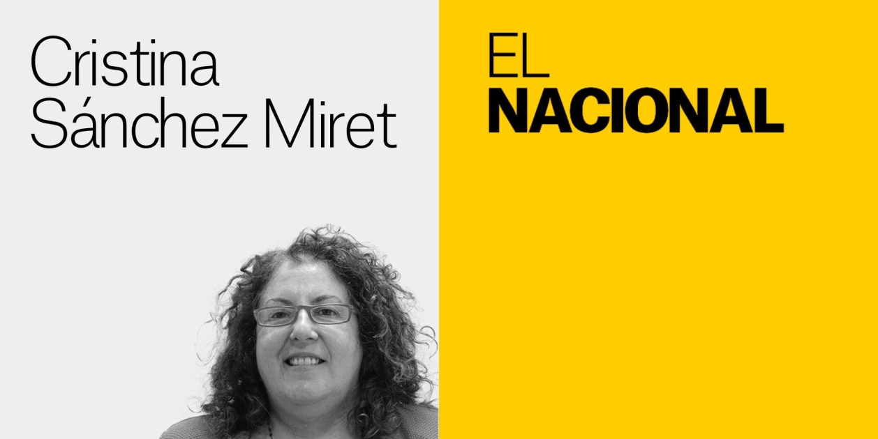 La consellera Paneque llega tarde: ¡ha cogido la RENFE!