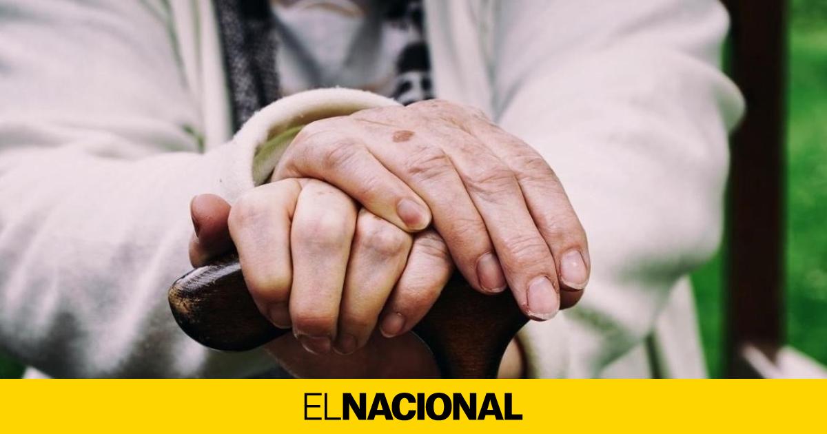 Paco Crespo: “Vaig anar a l'atur amb 60 anys, em vaig jubilar amb 62 i ...