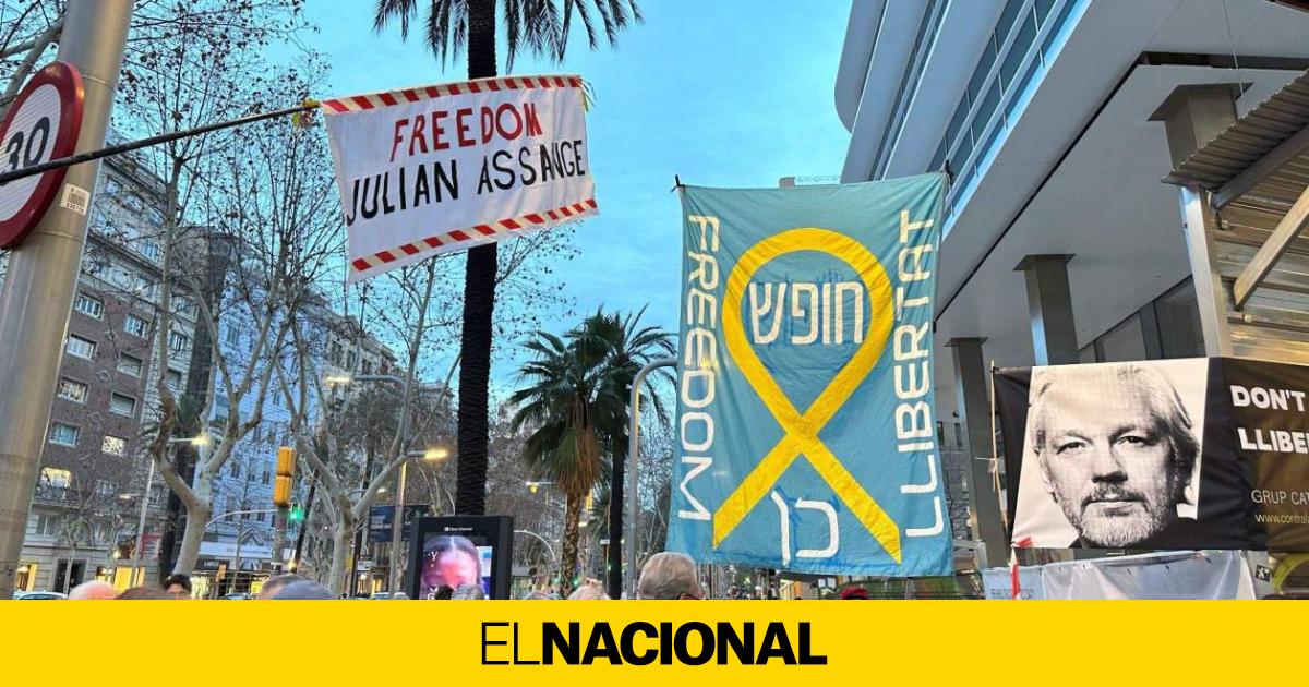 Centenares de personas cortan la Diagonal para pedir la liberación de ...