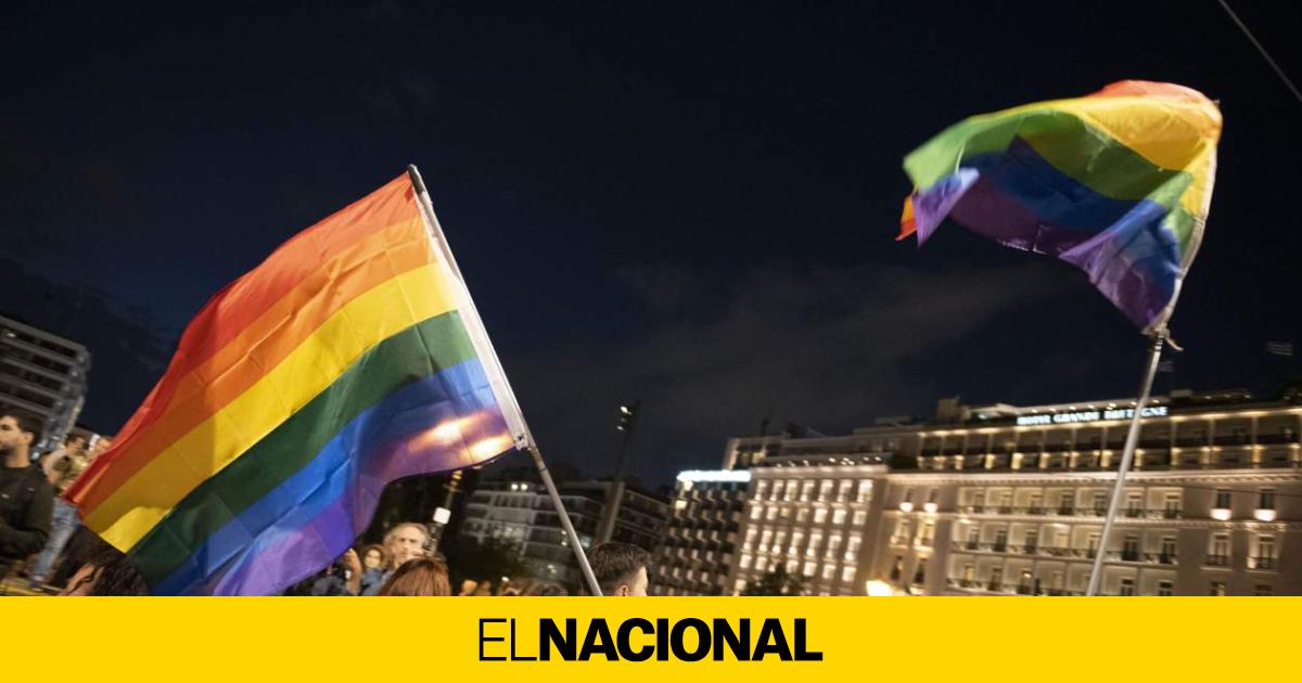 La iglesia ortodoxa griega pide excomulgar a los diputados que votaron ...