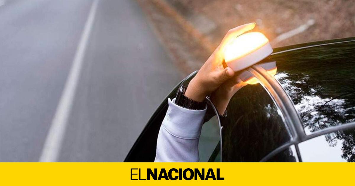 La luz de emergencia obligatoria V16 para coches por la DGT está ...