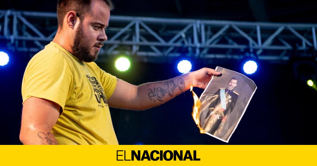 Pablo Hasél vuelve a cargar contra la Corona en su última canción