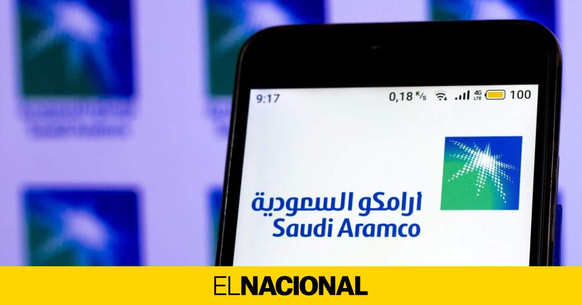 Más de 100 jugadoras piden a la FIFA que rompa el patrocinio del ...