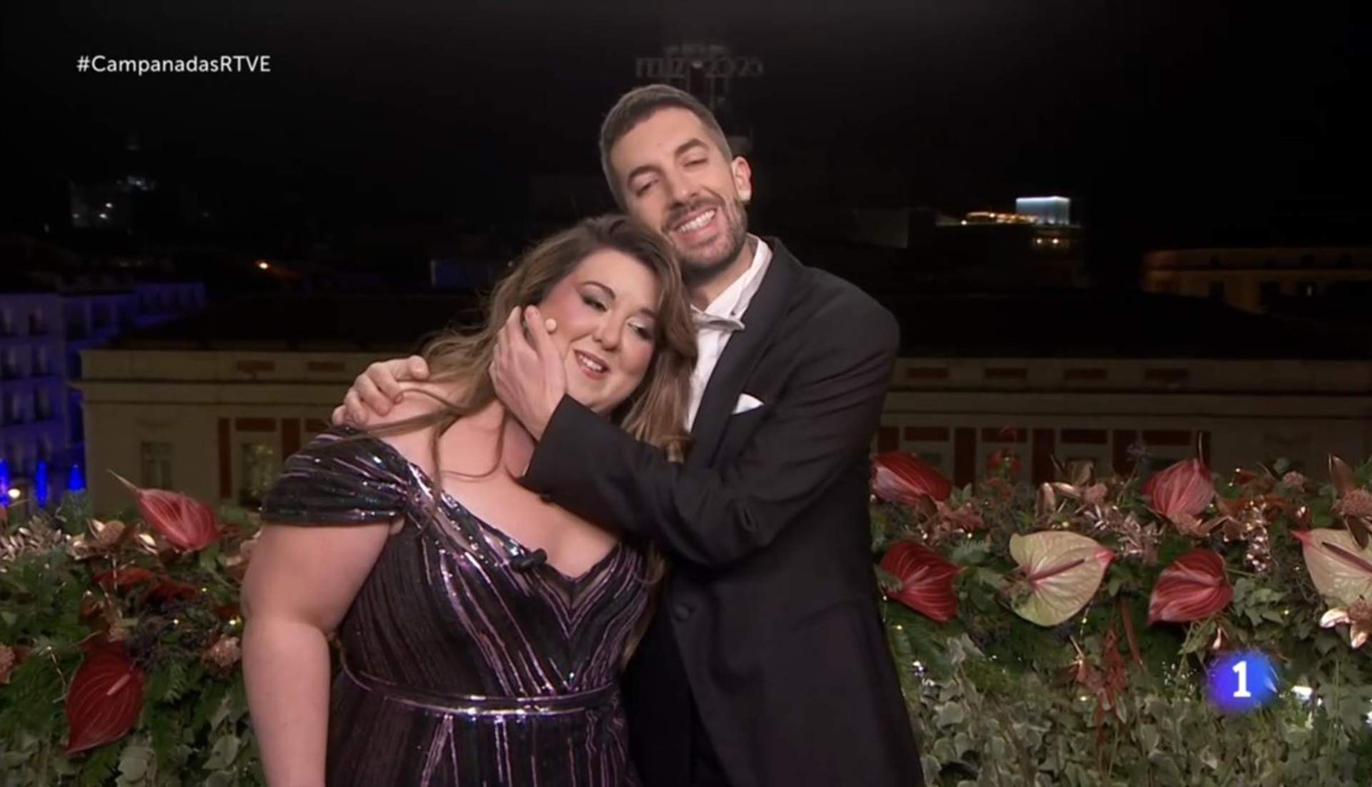 Insults i denúncies contra Lalachus per una estampeta de la vaca del ...