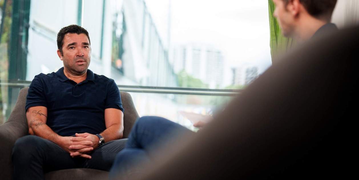 Deco negocia un fichaje sorpresa que pone a Alejandro Balde en peligro