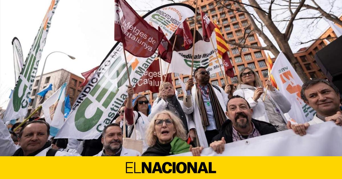 Crece el malestar de los médicos por el borrador del Estatuto Marco de ...