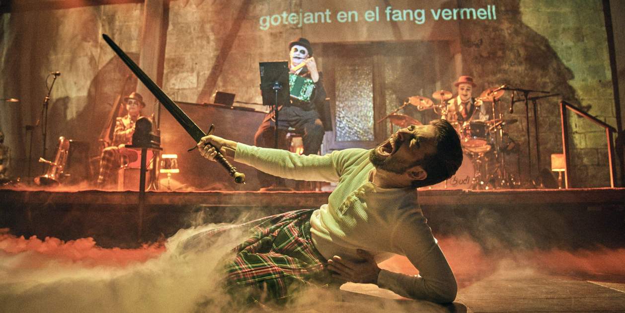 El Macbeth més divertit, macabre i ‘punchy’