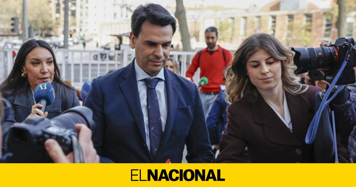 La parella d’Ayuso s’acarnissa amb el fiscal de l’Estat i demana al ...